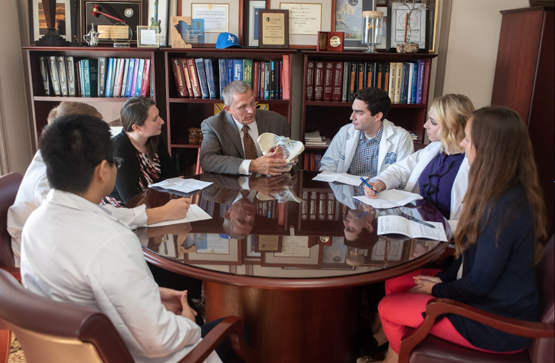 Clinical Rotations | Orthopedic Surgery | Henry Ford Health - Detroit, MI