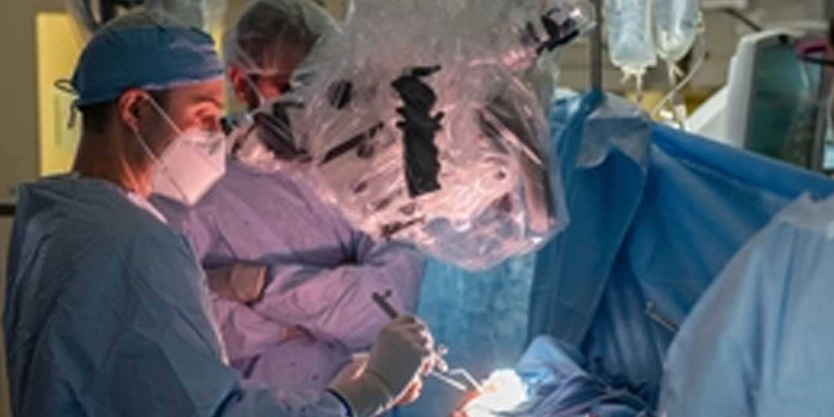 Surgically Targeted Radiation Therapy | Brain Tumors | Henry Ford ...