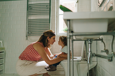 A Guide To Car Seat Safety By Age | Henry Ford Health - Detroit, MI