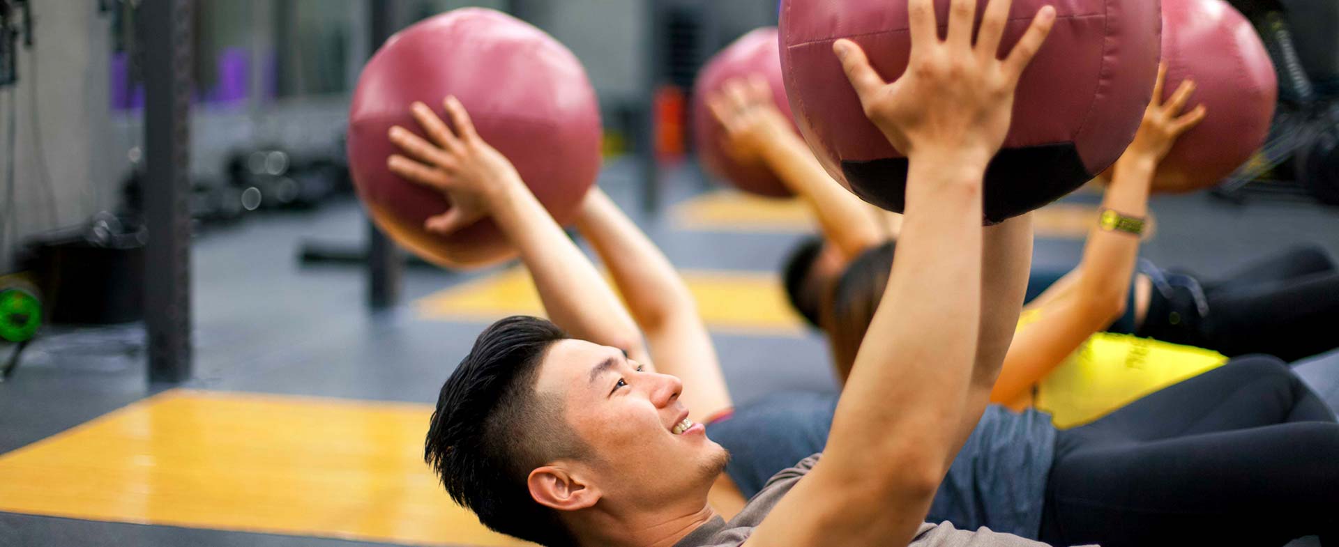 Medicine Ball Workouts: Pros and Cons | Henry Ford Health - Detroit, MI