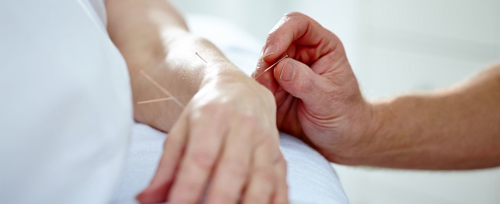 How Does Acupuncture Improve Peripheral Neuropathy? | Henry Ford Health - Detroit, MI
