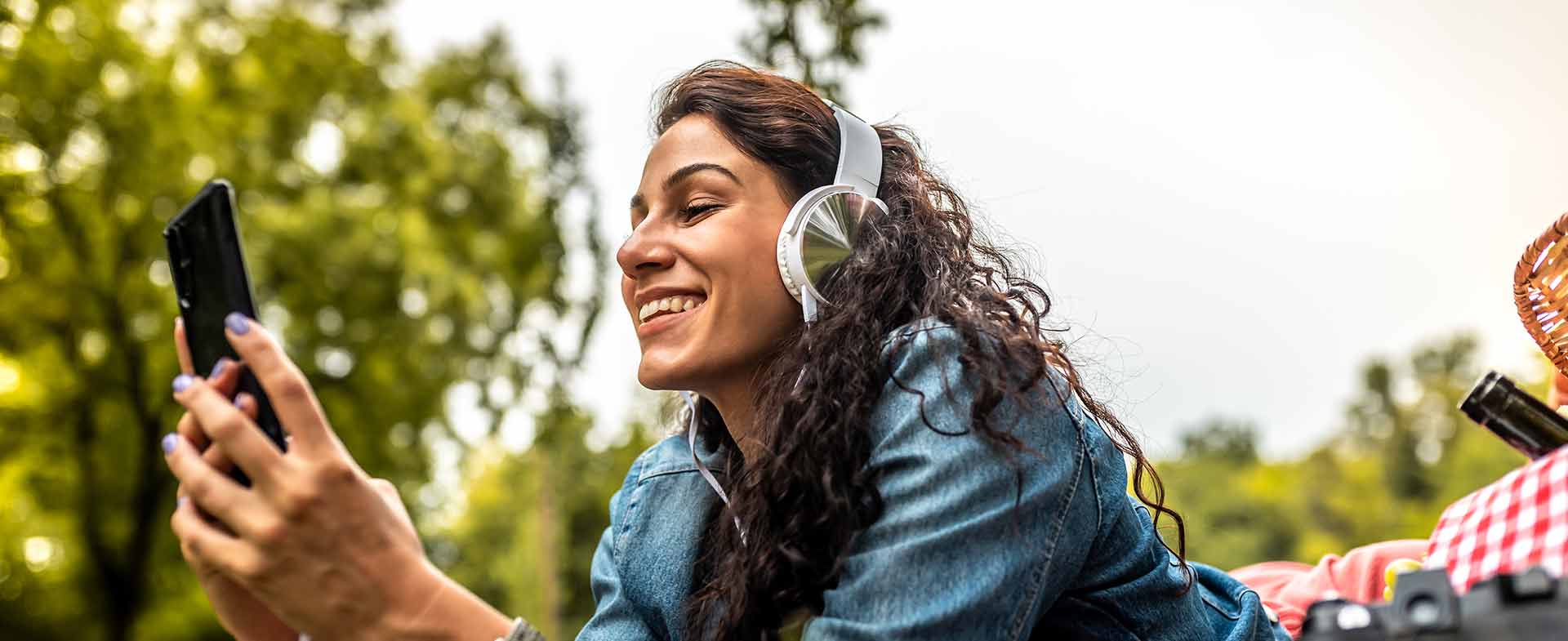 How To Use Music To Boost Your Mood | Henry Ford Health - Detroit, MI