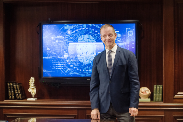 Dr. Tom Mikkelsen Recognized as a Worldwide Expert for Brain Cancer ...